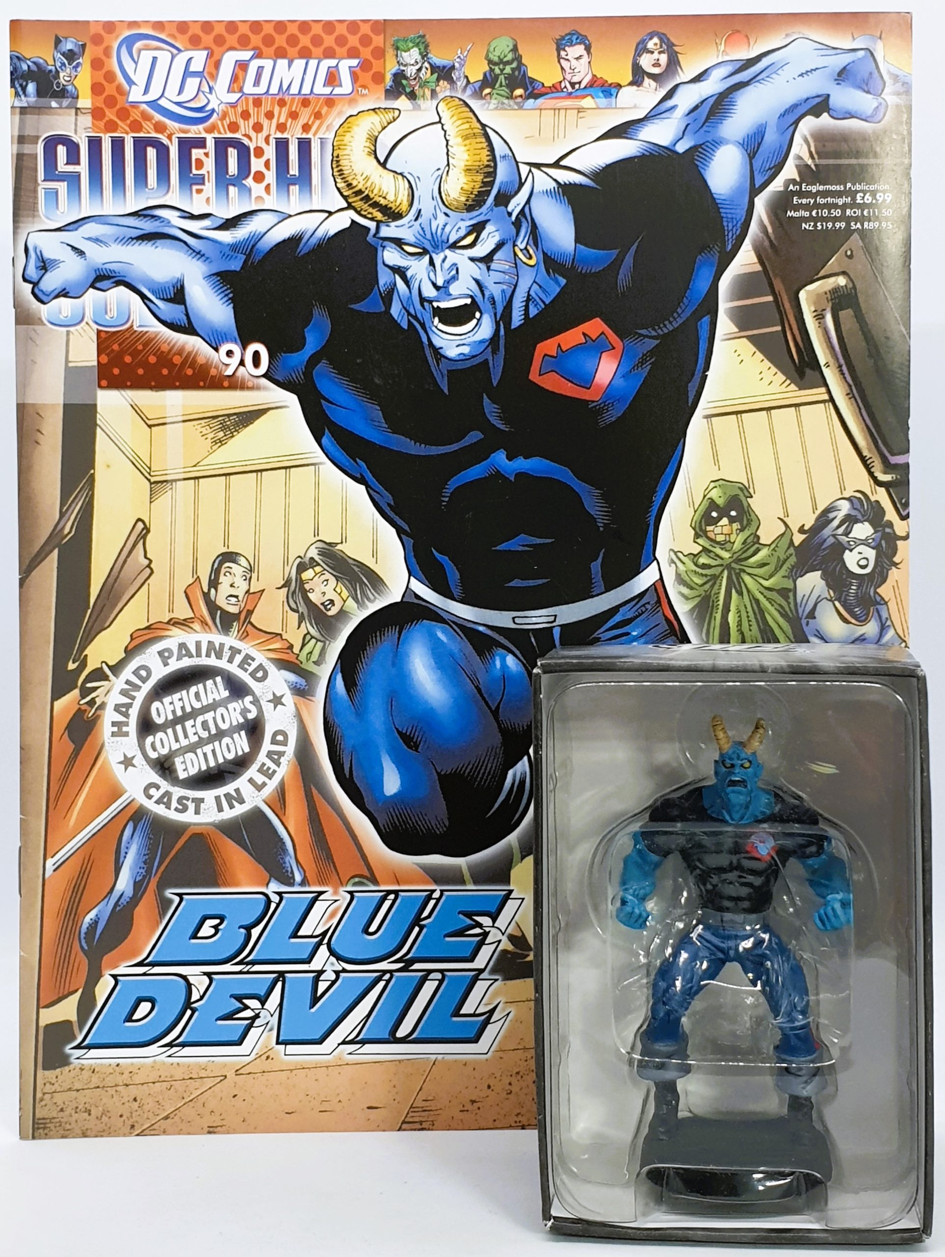 #090 BLUE DEVIL Eaglemoss DC Superhero - MR Collectibles